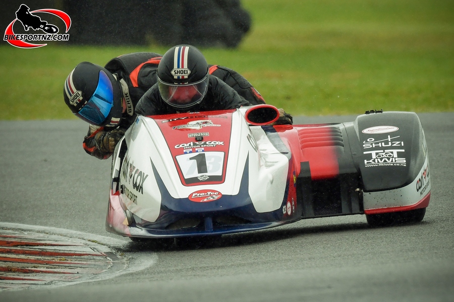 SUZUKI SERIES FINALE WILL OFFER THRILLS AT EVERY CORNER - Cemetery Circuit